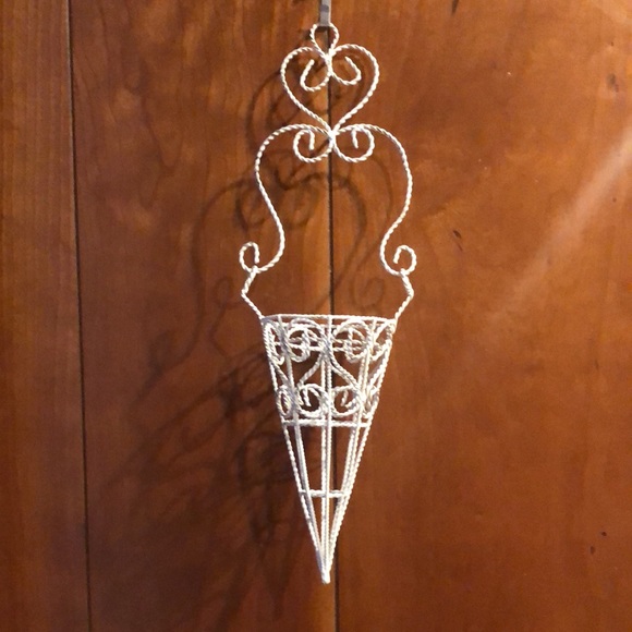 Accents | White Wire Victorianstyle Or Shabby Chic Posy Basket With ...